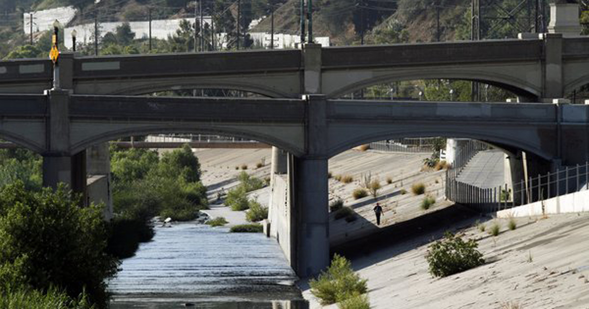 Walk along the L.A. River near Griffith Park - Los Angeles Times